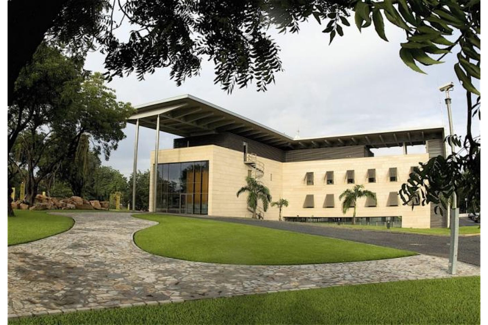 Dutch Embassy Ghana › Rollecate Groep